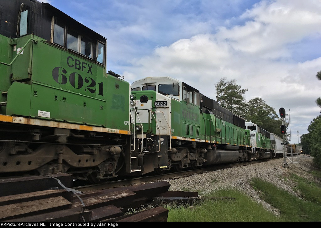 Ex-BN EMD SD60M 6022 runs fourth